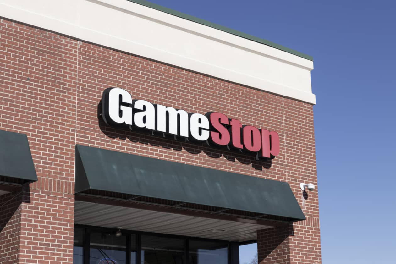 GameStop follows Tesla’s lead by tying its CEO’s pay to these ...