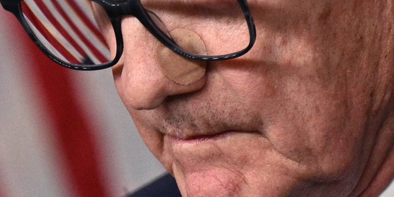 Bond traders believe the Fed has waited too long to cut interest rates ...