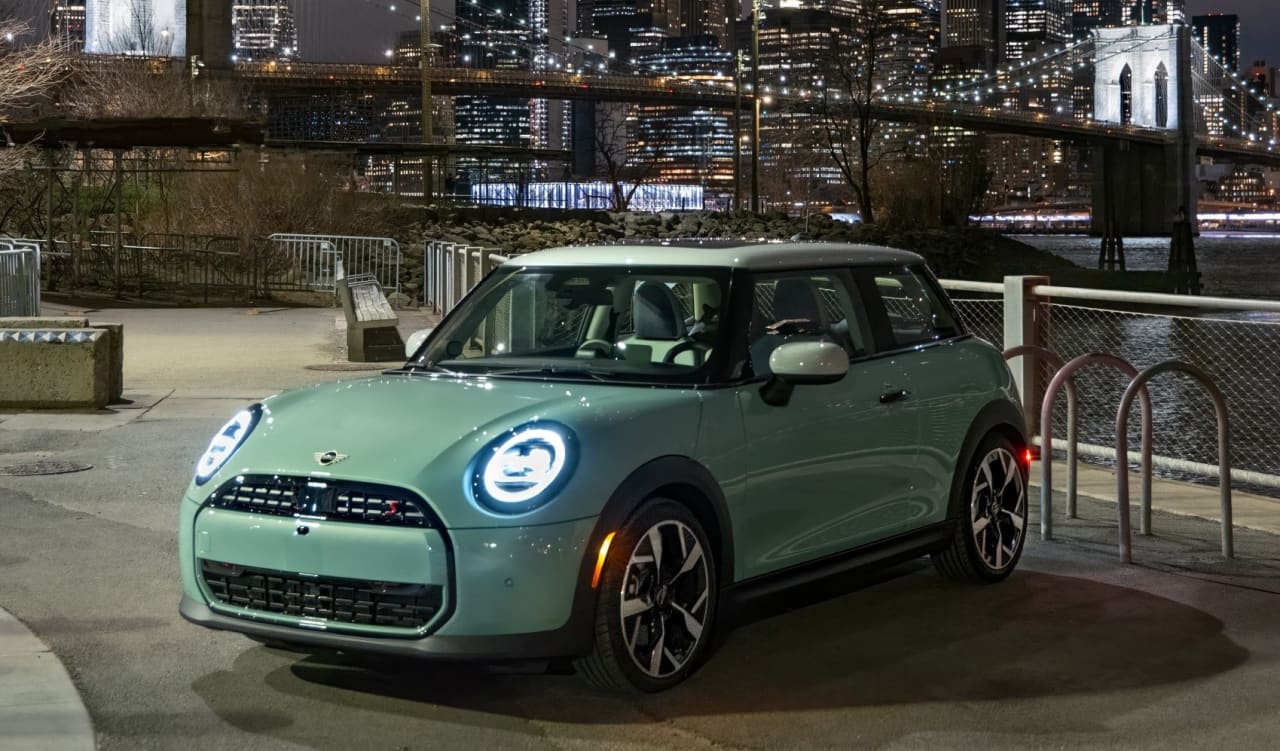 Ice Blue Mini Cooper Used Cars NI | 2024 Mini COOPER 2.0 S Exclusive