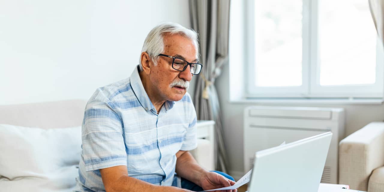 I’m 78 and an investment rep put me in a 10-year annuity ‘without ...