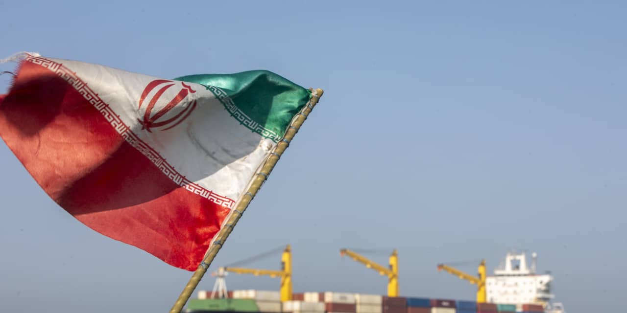 The peace deal is in the price: Goldman Sachs lowers its oil-price ...