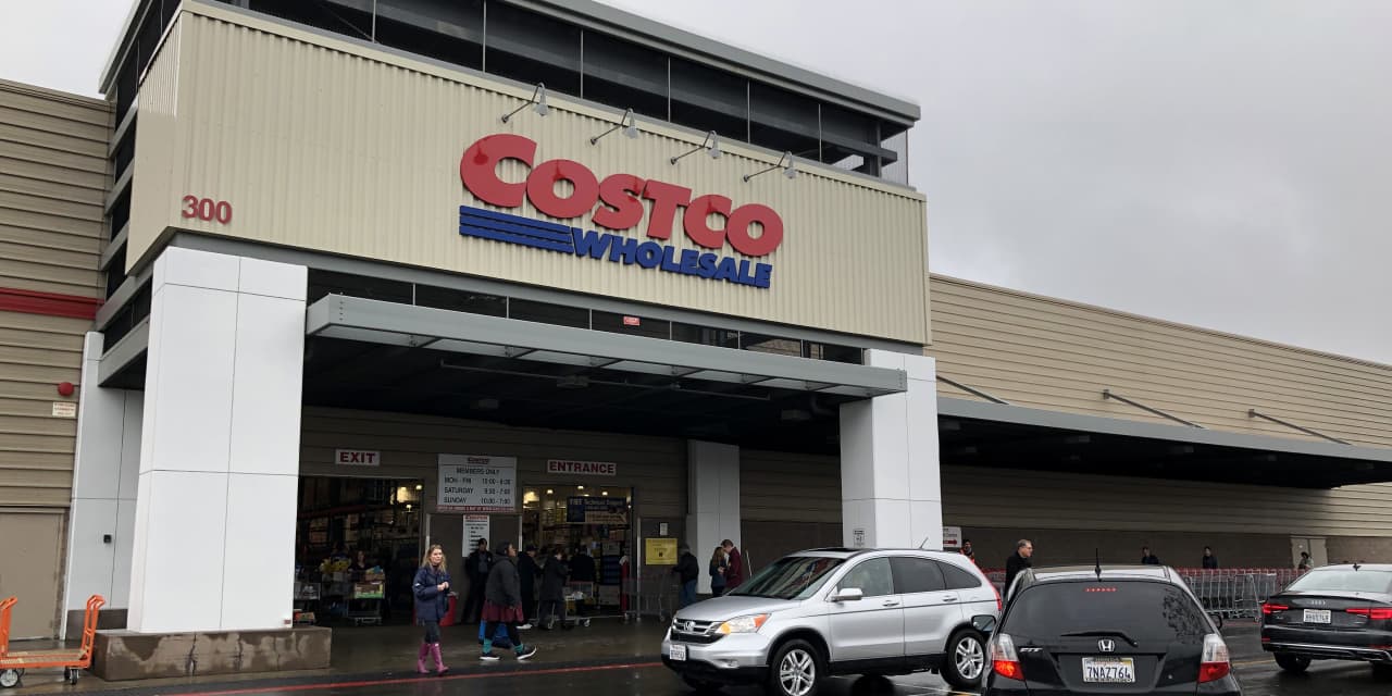 Costco posts another sales miss — but sees gains among wealthy shoppers ...