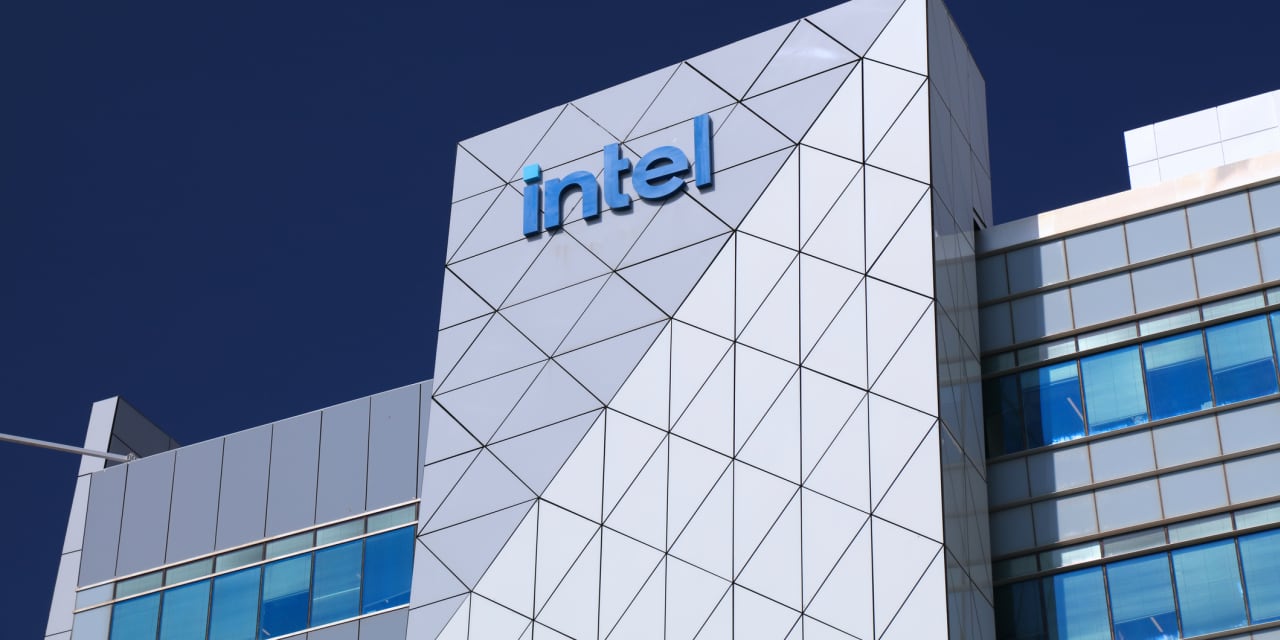 Intel earnings bring more questions than answers, sending the stock ...