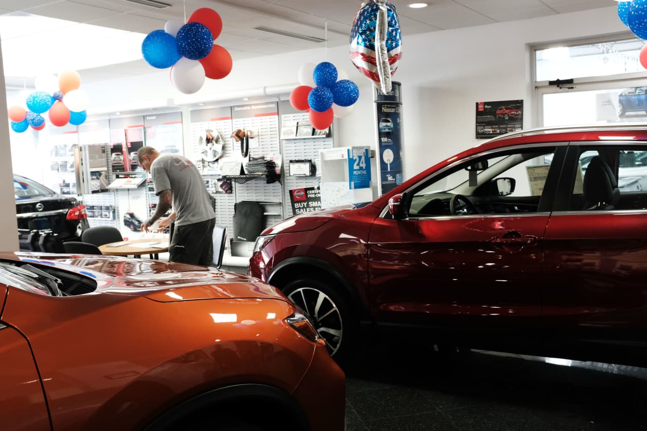 Higher interest rates sap consumer appetite for new cars and other ...