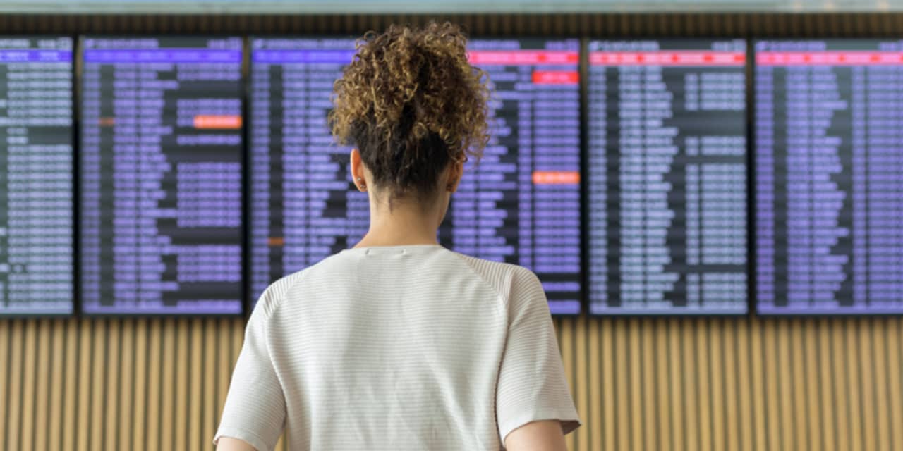 Thanksgiving flight delayed? Remember: You’re probably entitled to an ...