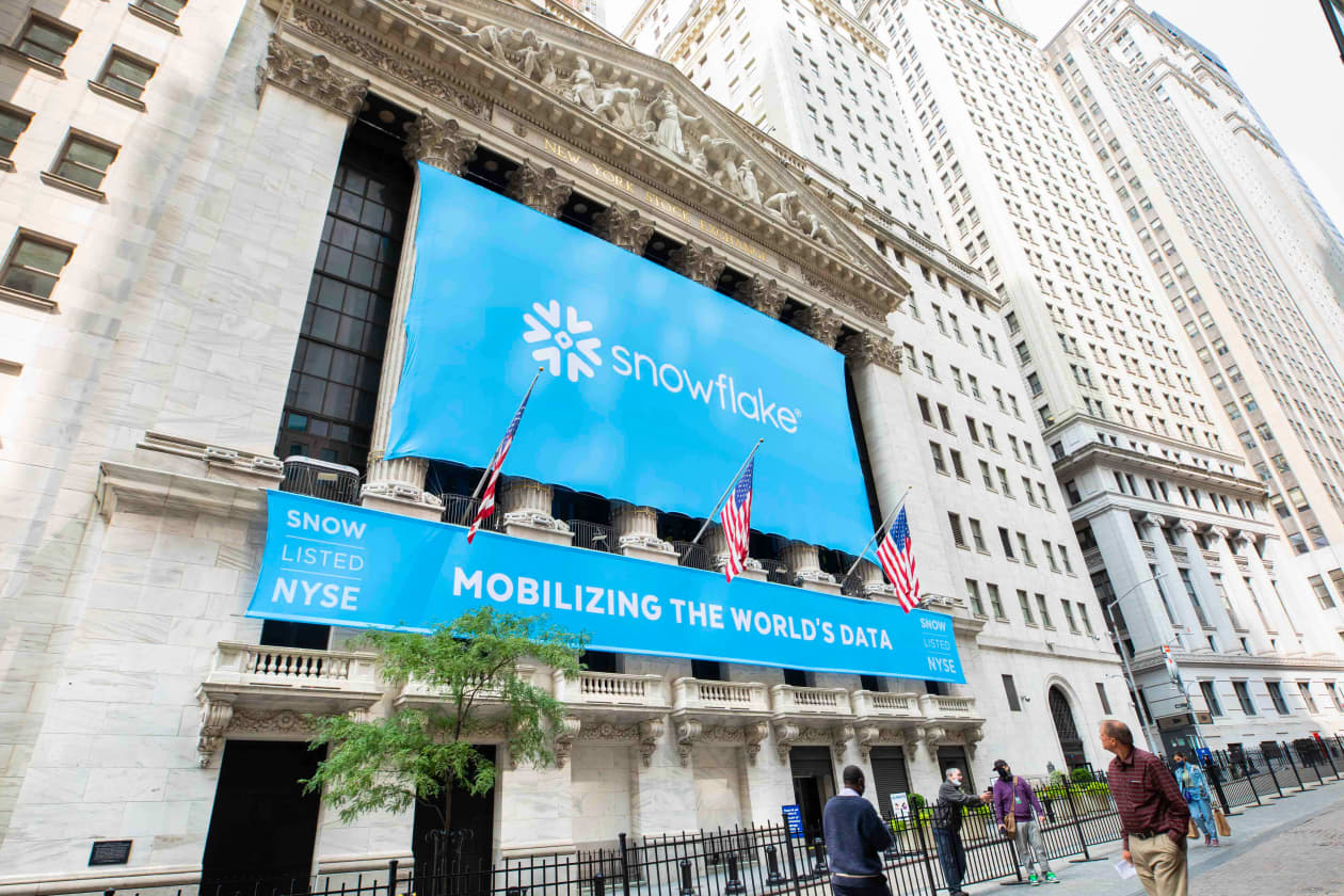 Why Snowflake’s stock could be due for a climb after a rough start to ...