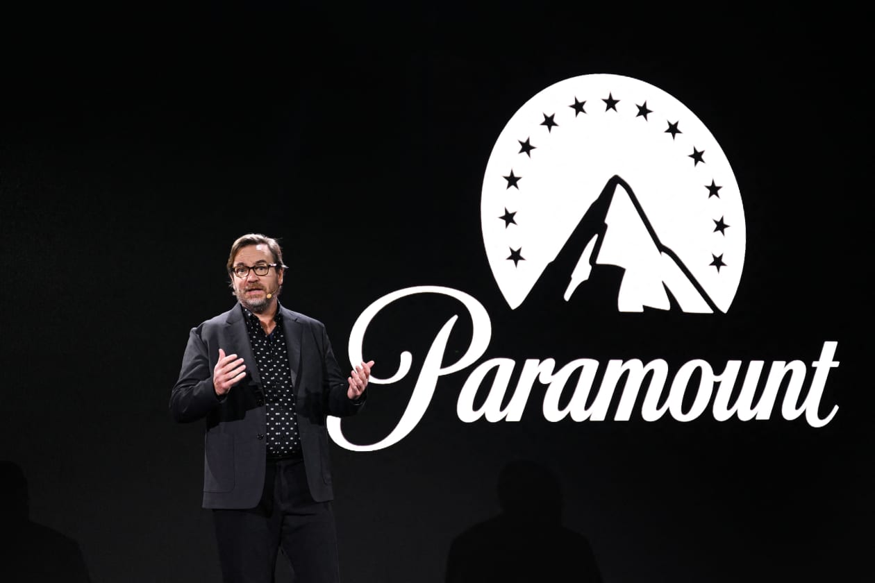 Paramount’s stock slides after Edgar Bronfman Jr. pulls bid, but ...