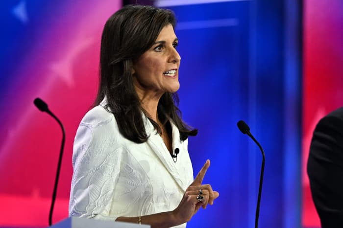 As latest GOP debate hits, Haley has momentum, but Trump still tough to ...