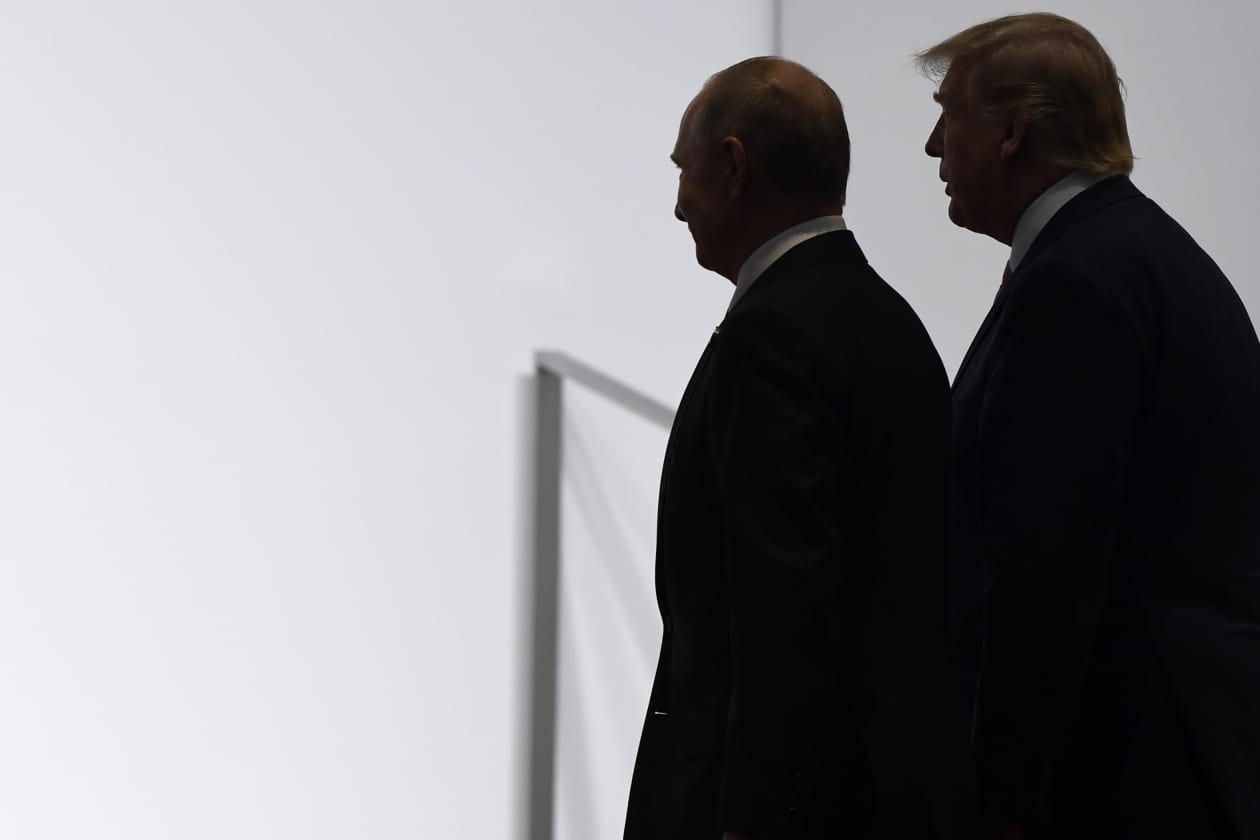 Trump reportedly sent COVID test machines to Putin — not mere ...