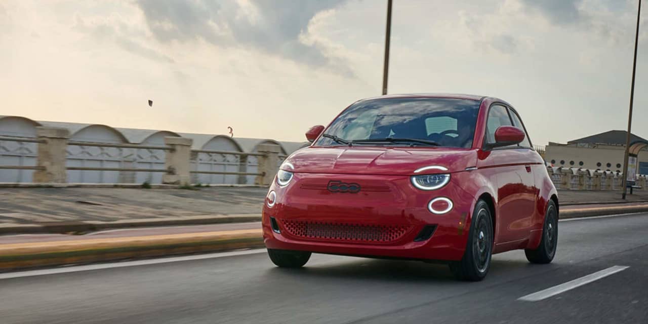 The new 2024 Fiat 500e: A quick-charging, fun EV for zipping around ...