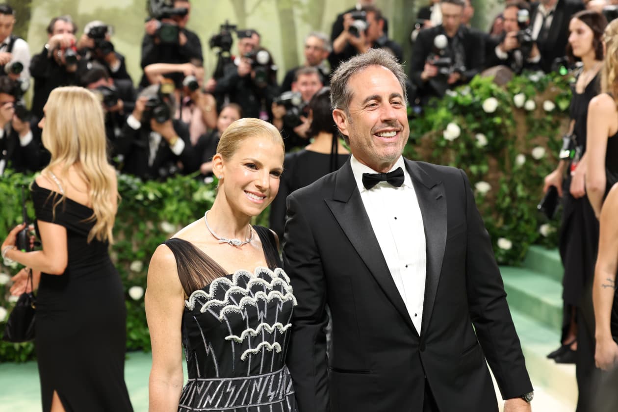 What will billionaire comedian Jerry Seinfeld do with all these homes ...