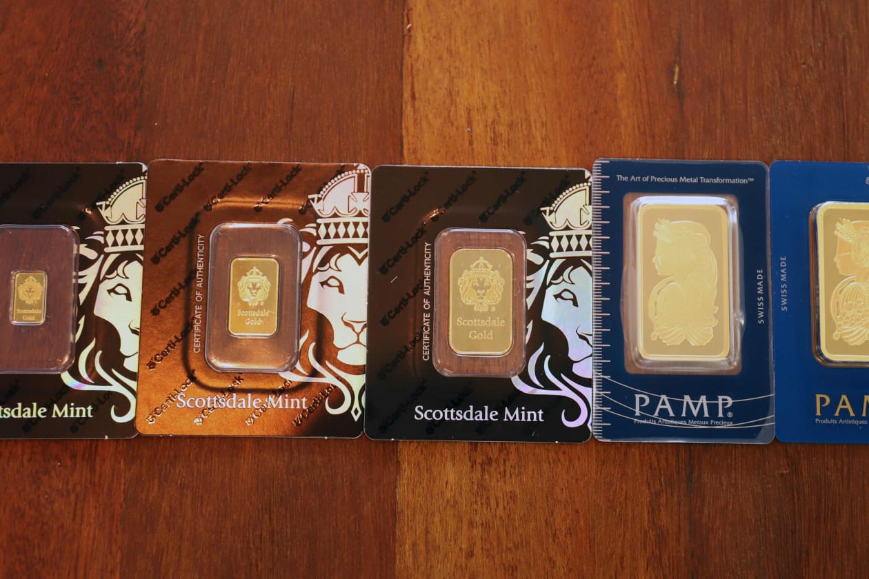 Gold’s record-breaking run comes as stocks hit fresh highs. Is it too ...