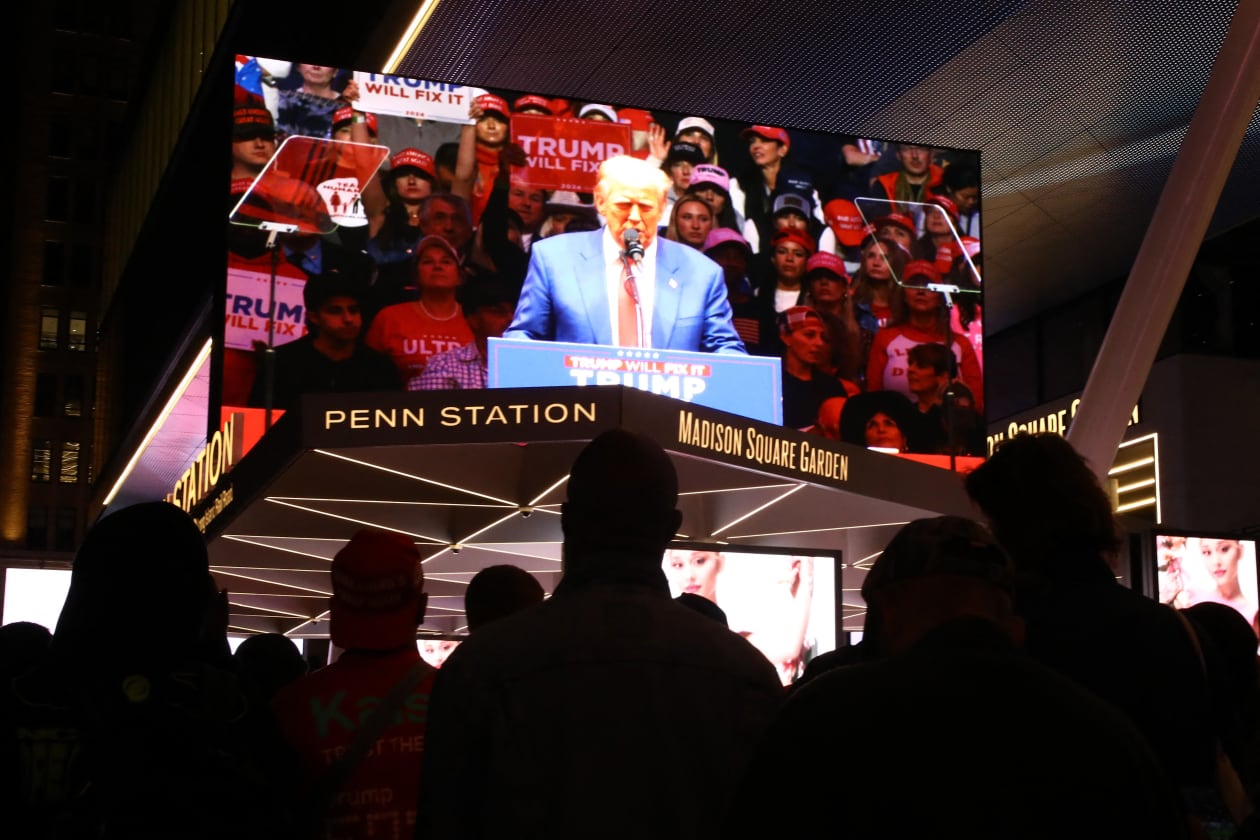 ‘DJT’ stock climbs again after Trump’s Madison Square Garden rally ...