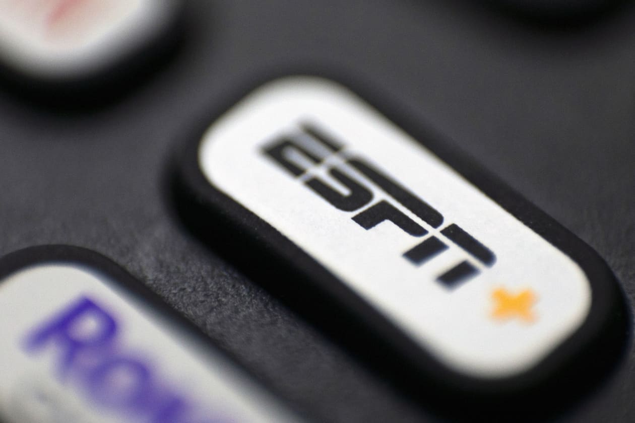 Disney will spin off ESPN in 2023, allowing it to stream directly to ...