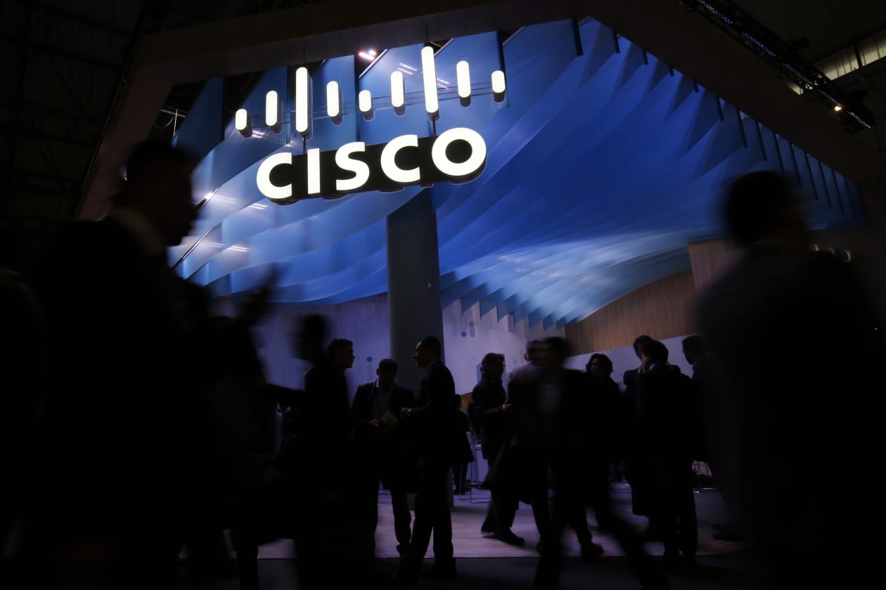 Cisco’s stock falls as investors pan a seemingly upbeat earnings report ...