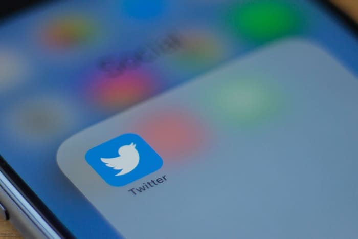 Twitter racks up its second $1 billion quarter, sending shares toward a ...