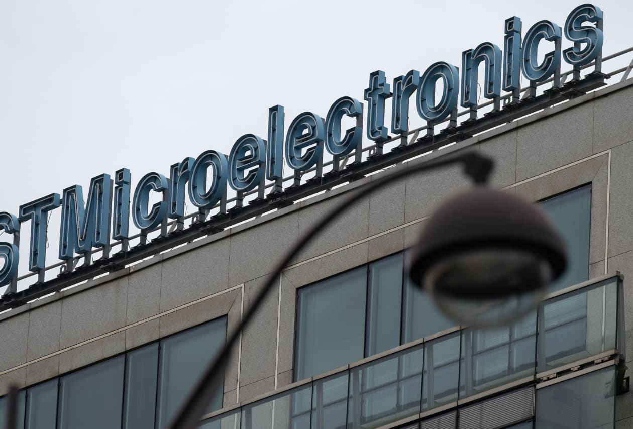 STMicroelectronics slashes guidance over slump in automotive industry ...