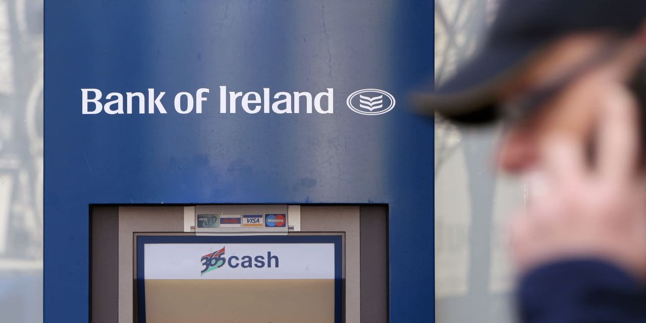 Bank of Ireland stock sinks as provisions for commercial real estate ...
