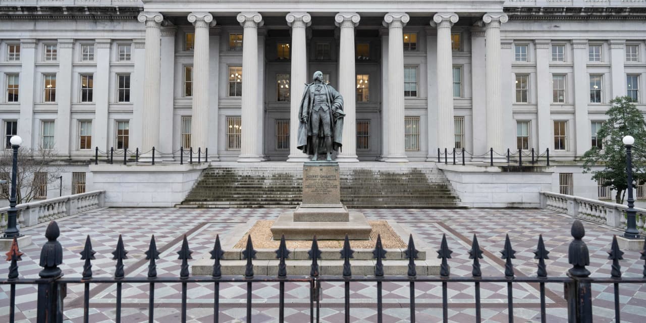 Buyers show up in force for Treasury’s 10-year auction, shocking bond ...