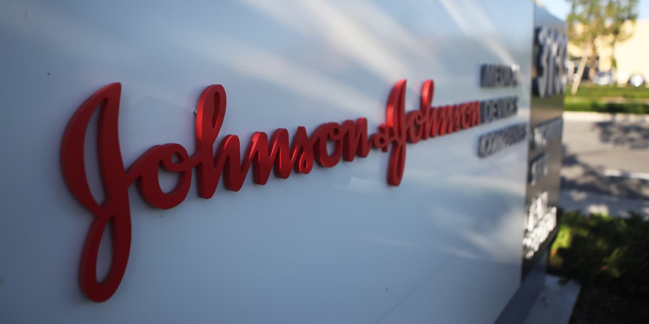 Johnson & Johnson stock turns up after profit and sales beat, and mixed ...