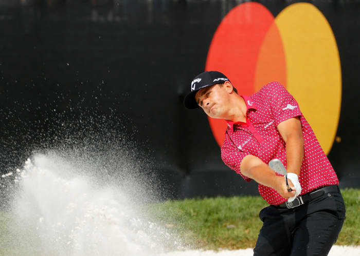 Mastercard crosses $400 billion market-cap level in a sign of spending ...