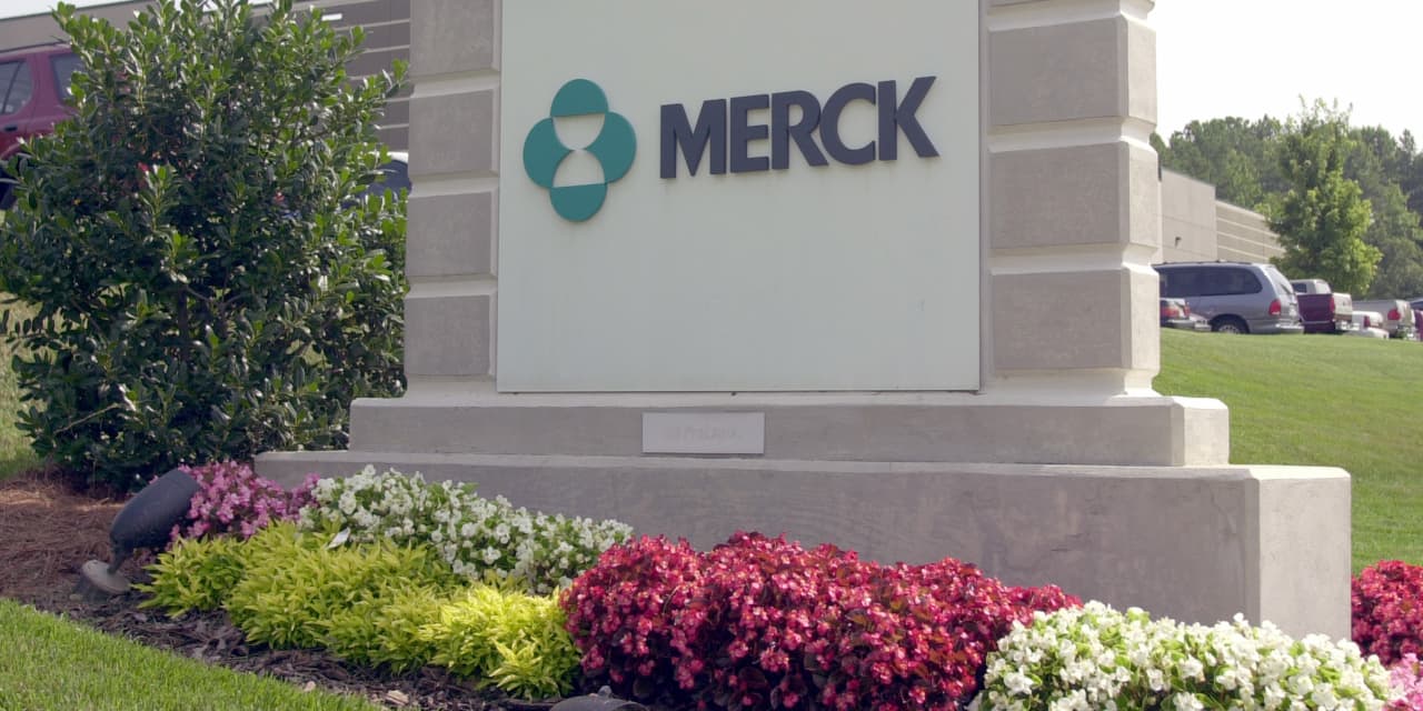Merck’s fourth-quarter results top estimates, fueled by key cancer ...