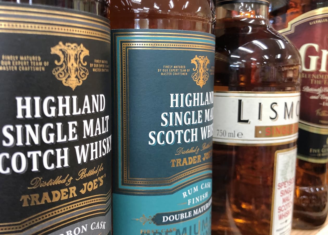 Import prices fall for second straight month as U.S. inflation eases ...