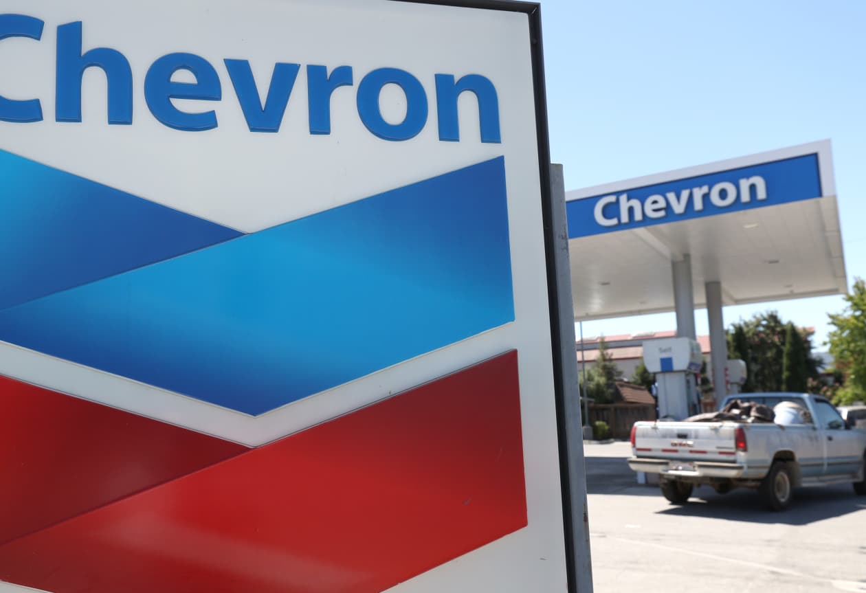 Chevron’s stock rises as it returns record sum to shareholders ...