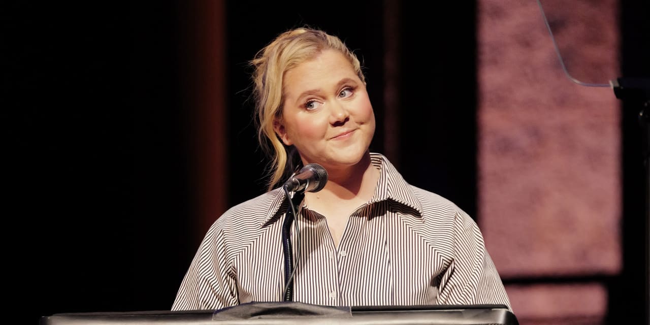 Amy Schumer talks about her childhood: From a privileged lifestyle to ...