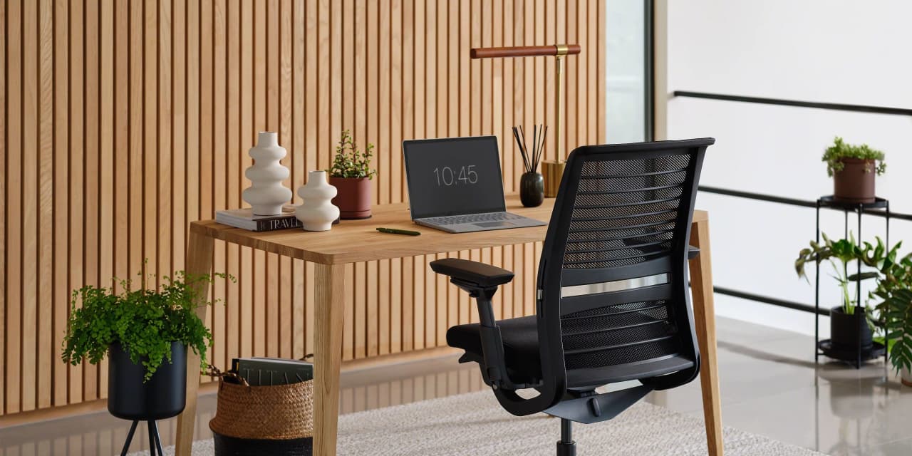 Steelcase says big corporate customers are ordering less office ...