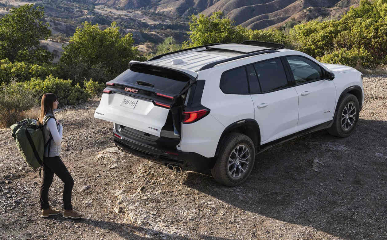 The 2026 GMC Acadia: An affordable 3-row SUV that’s a little more ...