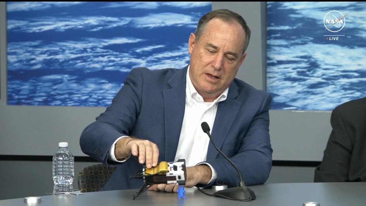 Intuitive Machines’ stock sinks 32% after Odysseus moon lander falls on ...