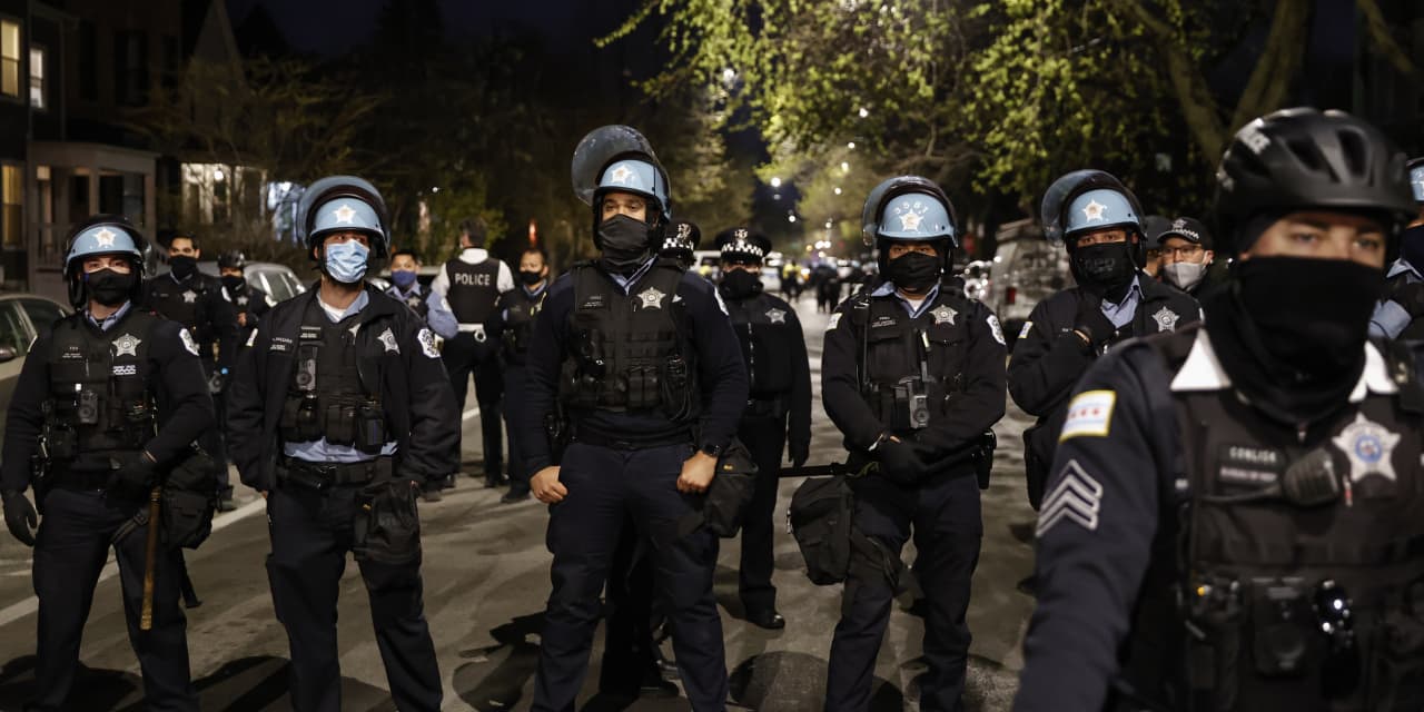 Opinion: Police in the U.S. have embraced a flawed model to do their ...