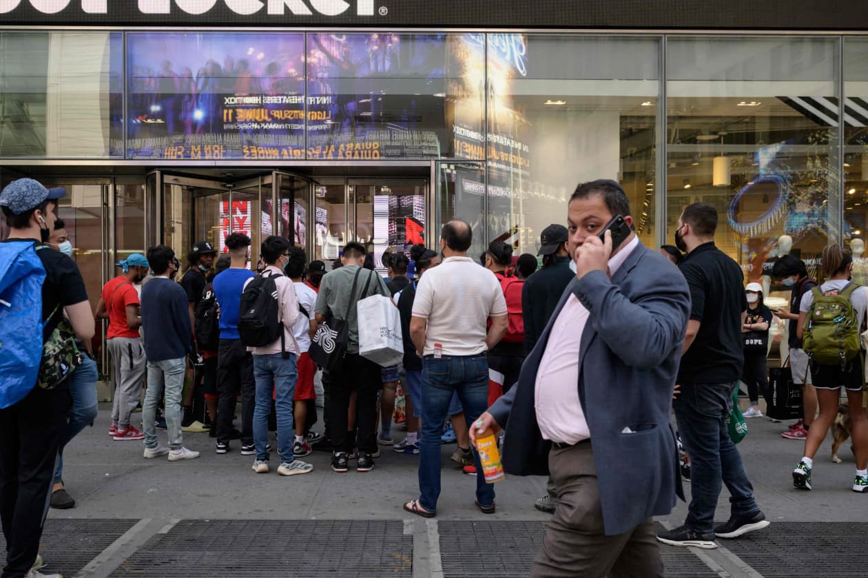 Consumer sentiment stays depressed after U.S. elections - MarketWatch