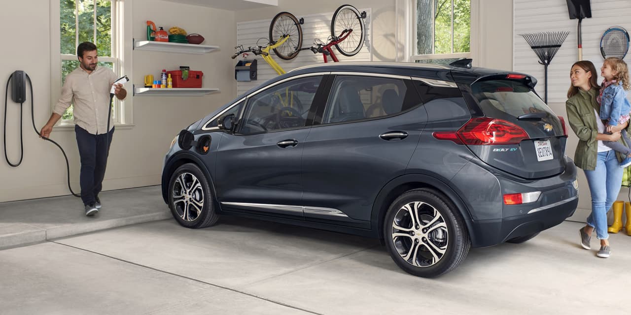 The pros and cons of electric cars - MarketWatch The pros and cons of electric cars - MarketWatch