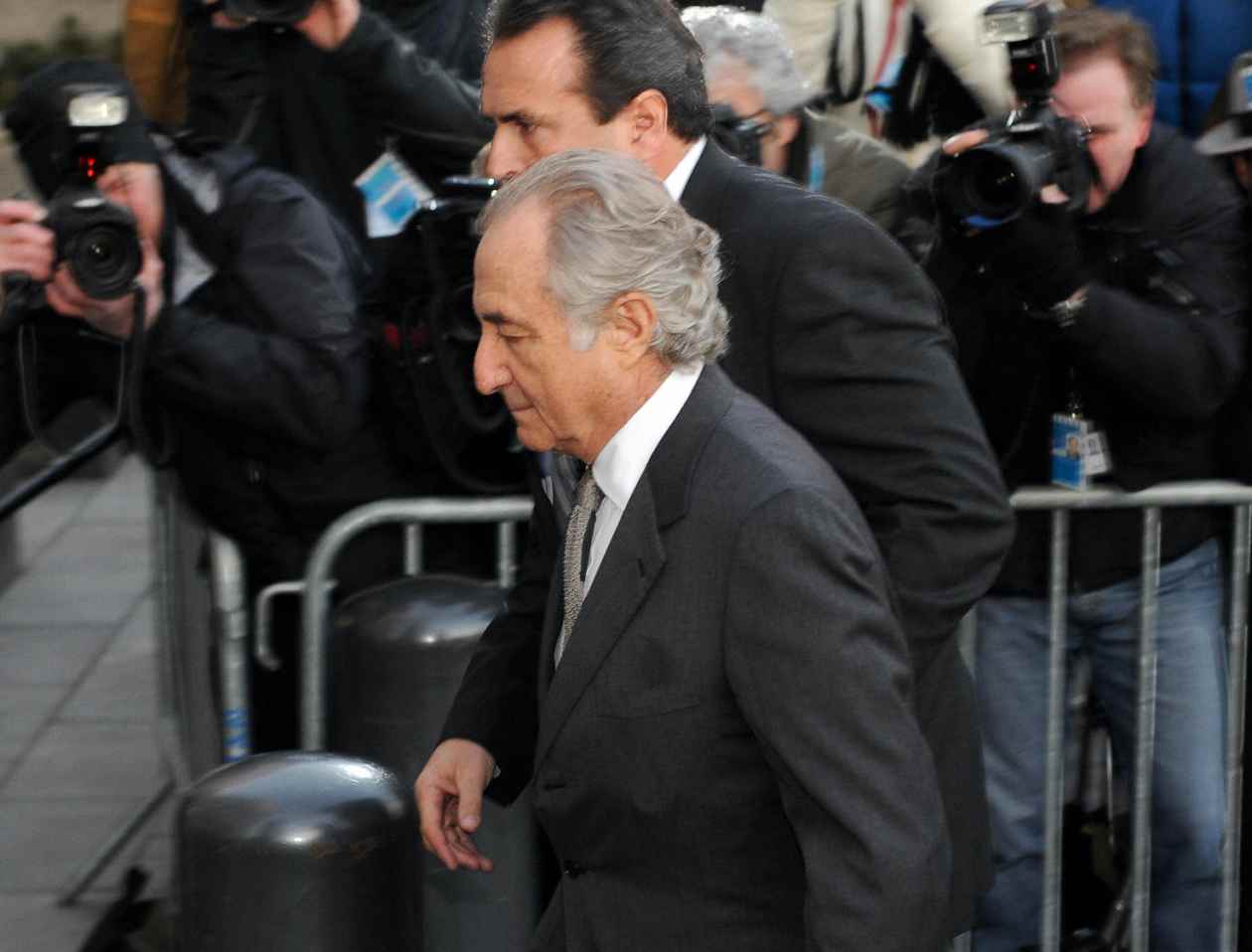 Lessons from the Bernie Madoff Ponzi scheme: 5 rules small investors ...