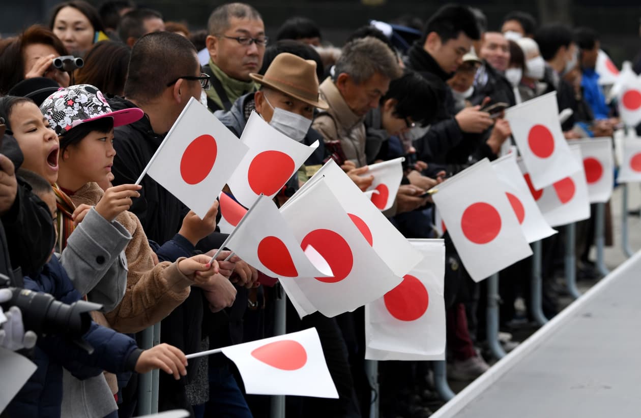 Nikkei 225 slides, yen surges on Japanese wage growth acceleration ...