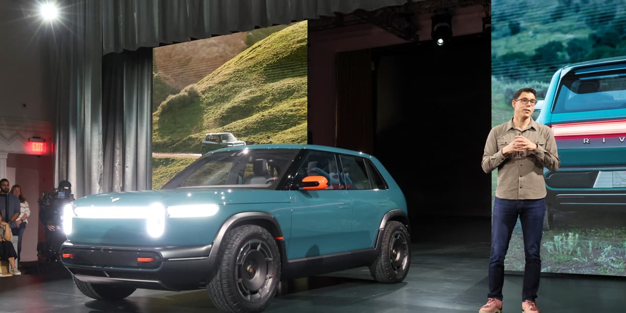Rivian gets $827 million boost from Illinois to expand its factory in ...