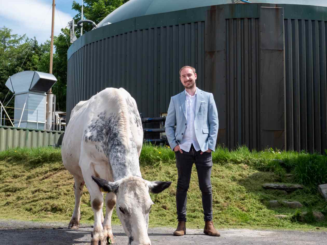 How farmers are using cow manure to power crypto mining operations ...