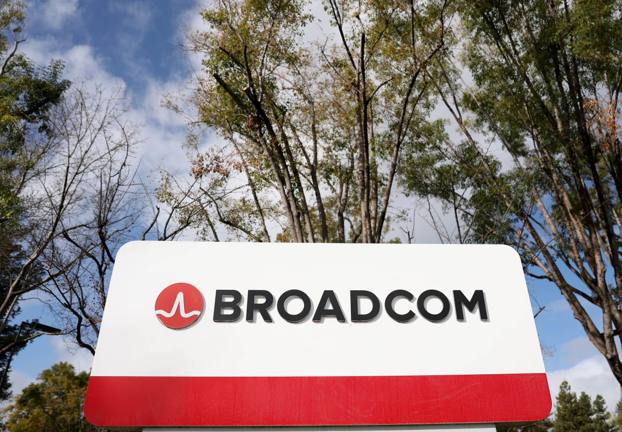 Opinion: Broadcom’s projections show more evidence of the AI boom ...