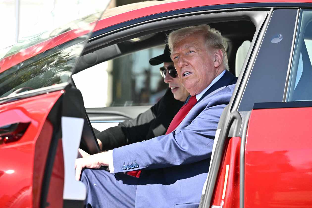 Trump economic team’s effort to calm recession fears falls flat ...