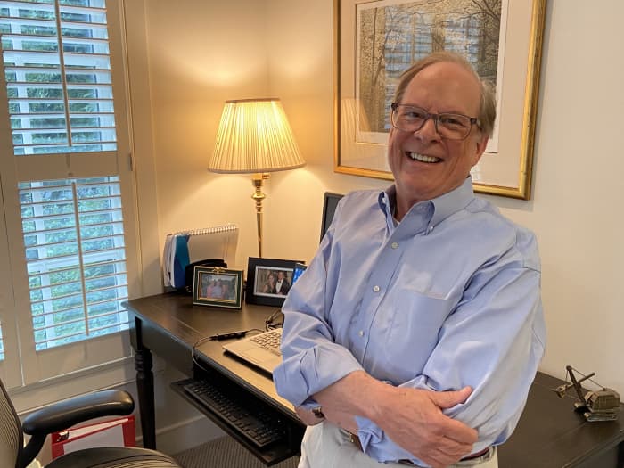 He runs the worst-funded public pension in the country. Here's his ...