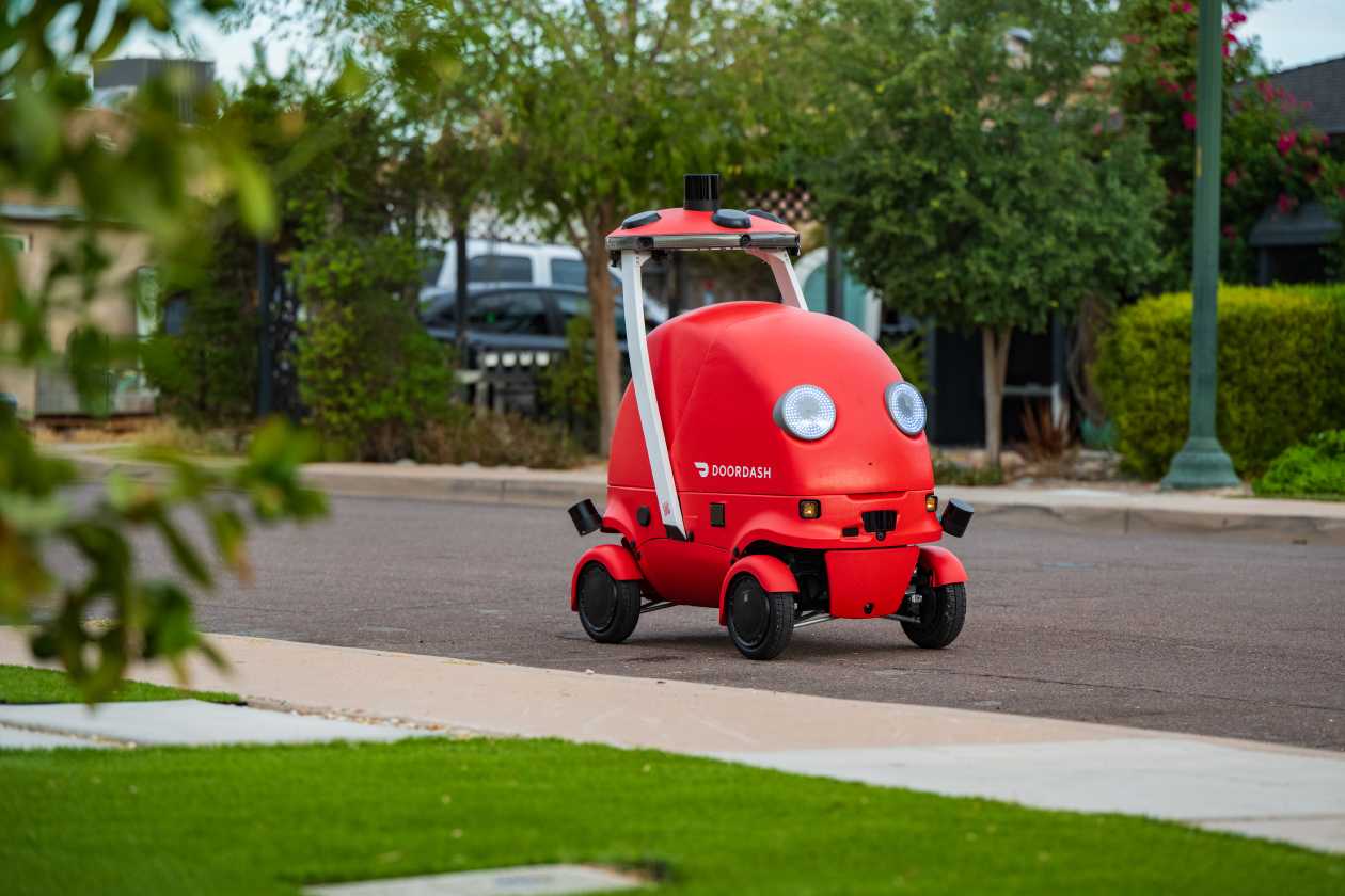 DoorDash’s expansion into restaurant reservations and robots offers new ...