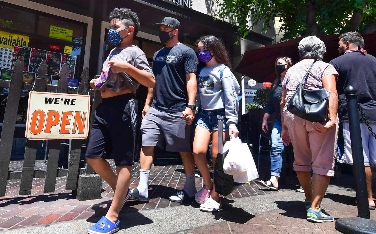 In Los Angeles, hopes that a mask mandate reverses rising COVID-19 ...