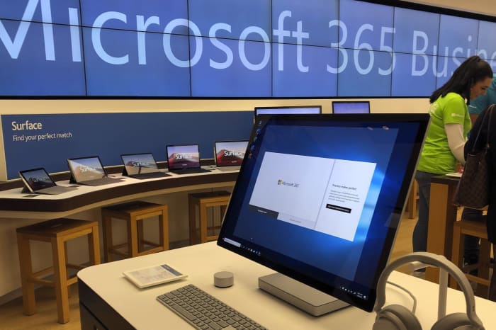 Microsoft earnings top $20 billion in a quarter for first time, stock ...