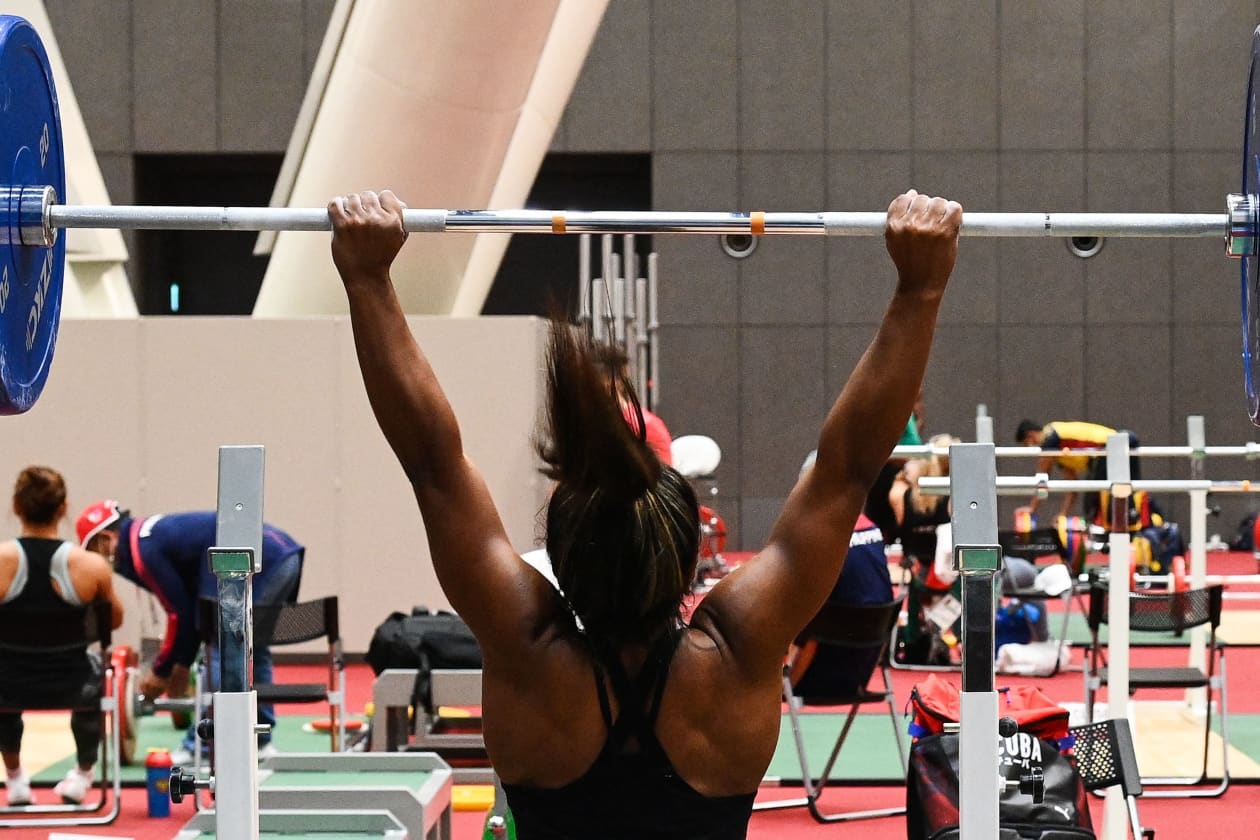 These money and investing tips build your portfolio up in a weak market ...