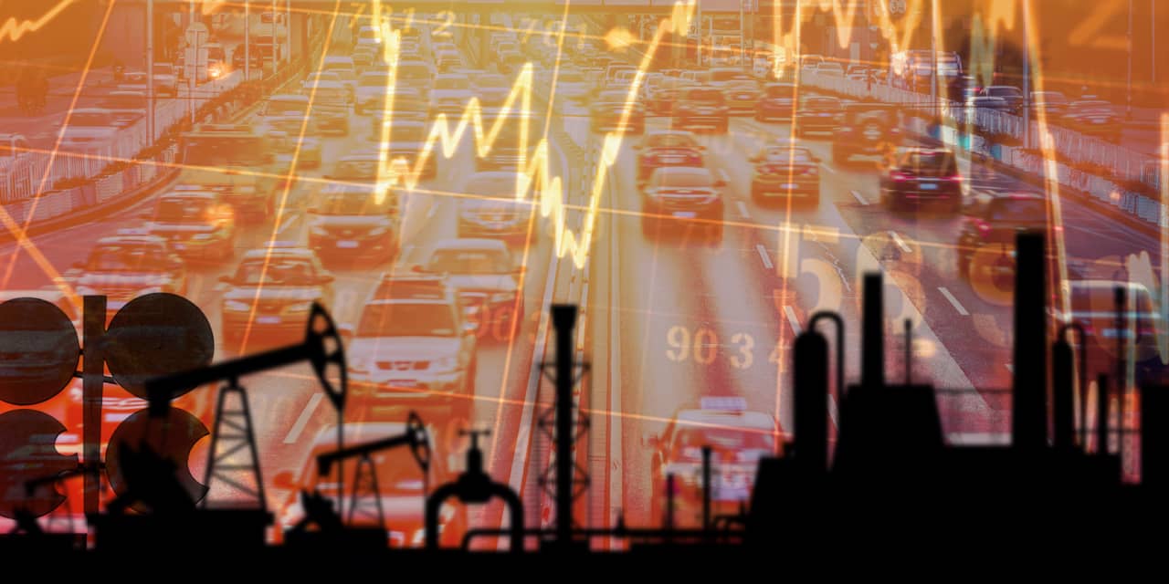 EIA predicts record-high 2023 and 2024 U.S. oil output - MarketWatch