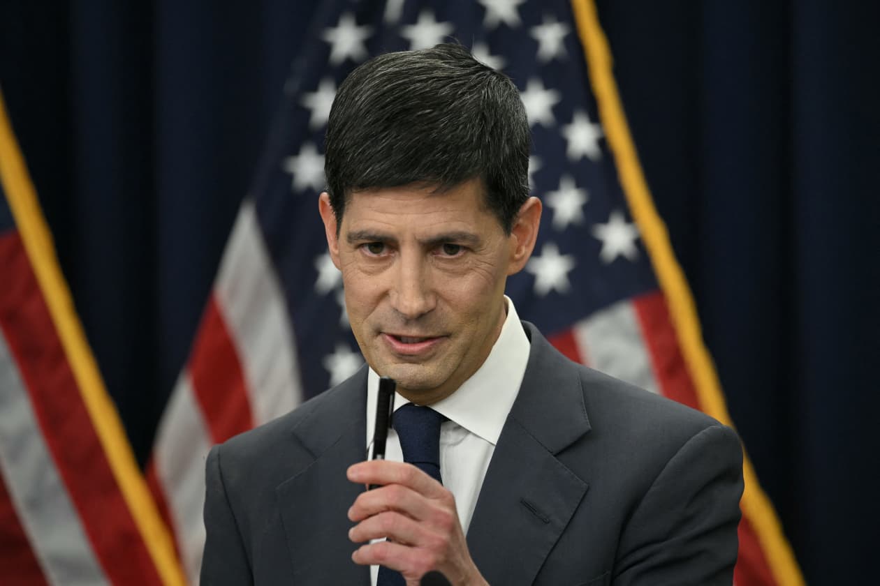 Opinion: These stocks are in trouble after Fed Chair Kevin Warsh ...