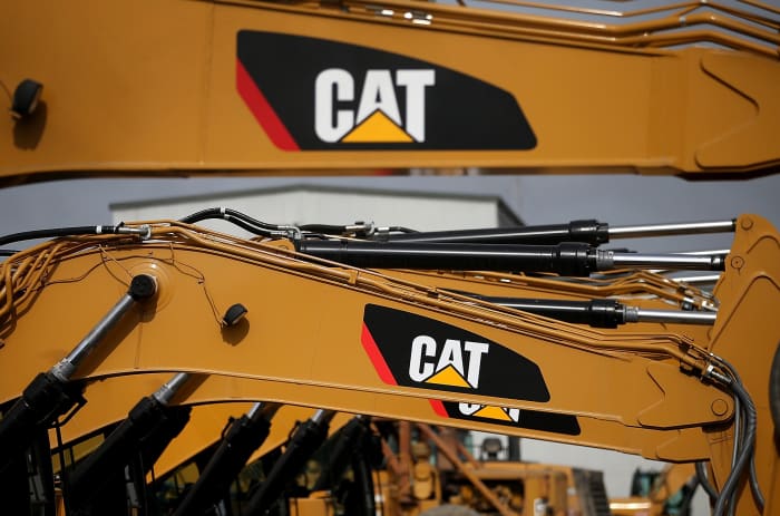Caterpillar to move headquarters to Texas from Illinois in fresh blow ...