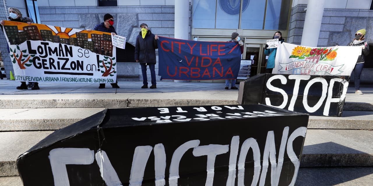 Federal judge leaves CDC evictions moratorium in place despite pushback ...